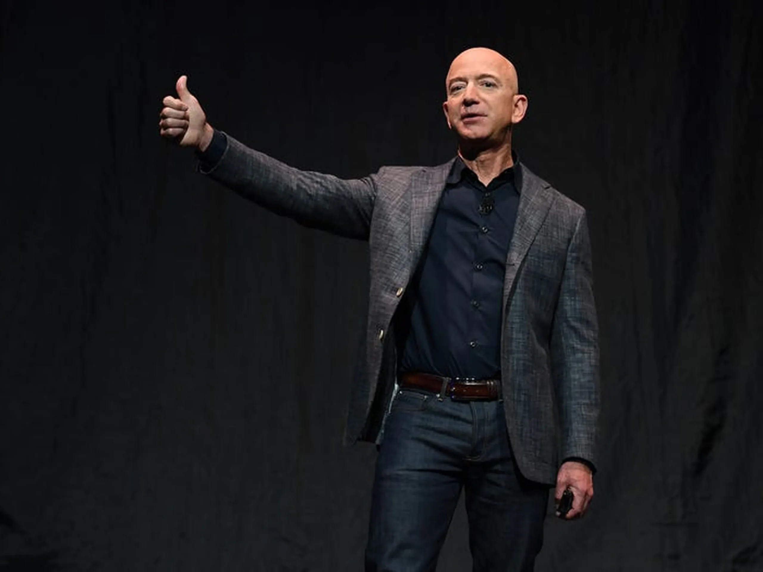 Exploring Jeff Bezos' Most Memorable Quotes and Insights