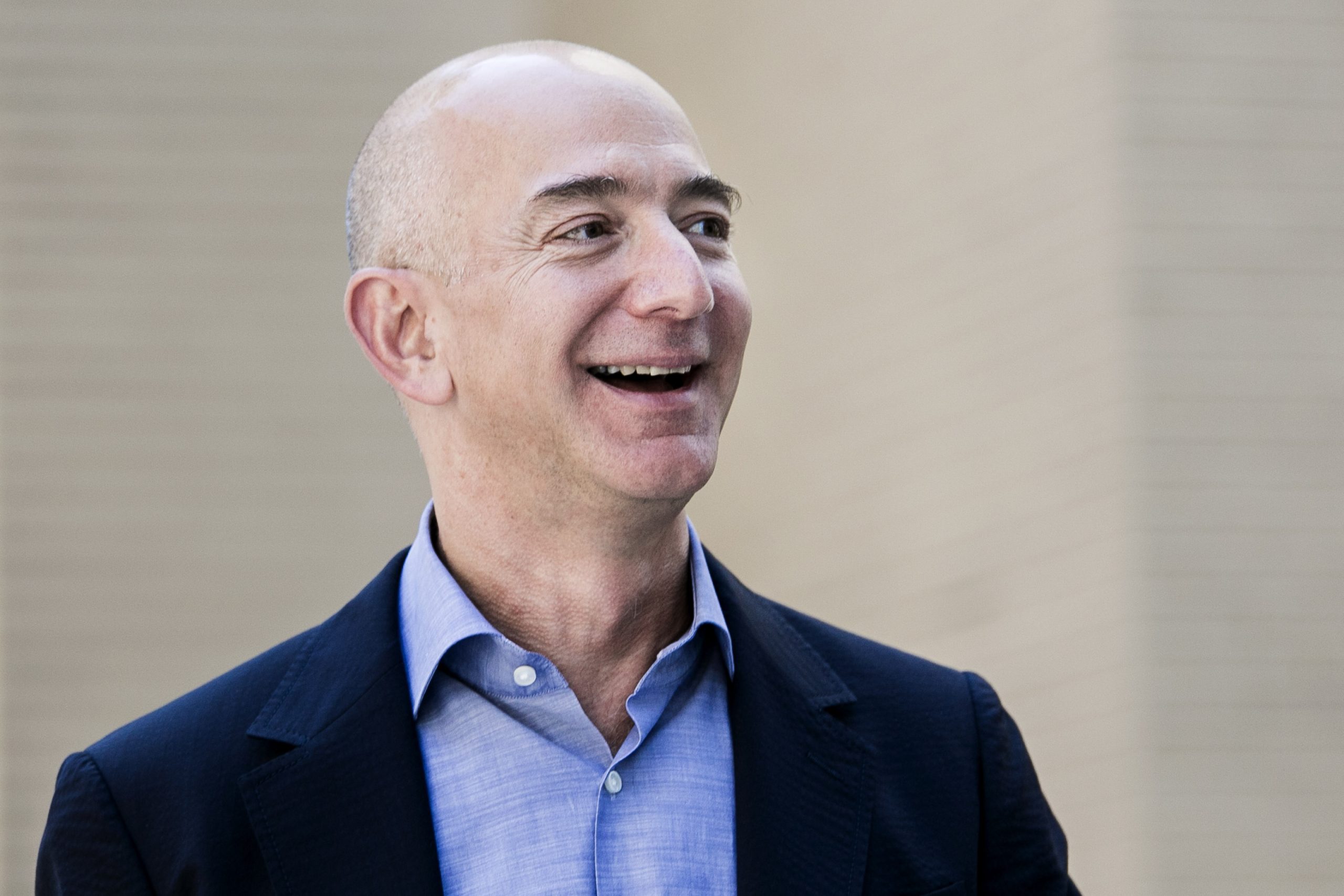 Is Jeff Bezos Involved in U.S. Politics in 2025?